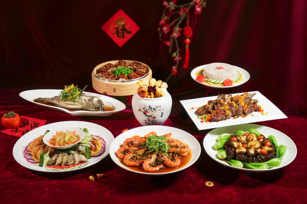 桌桌浮誇 台中福華開運年菜龍蝦、花膠、鮑參全上桌 - 民眾新聞網